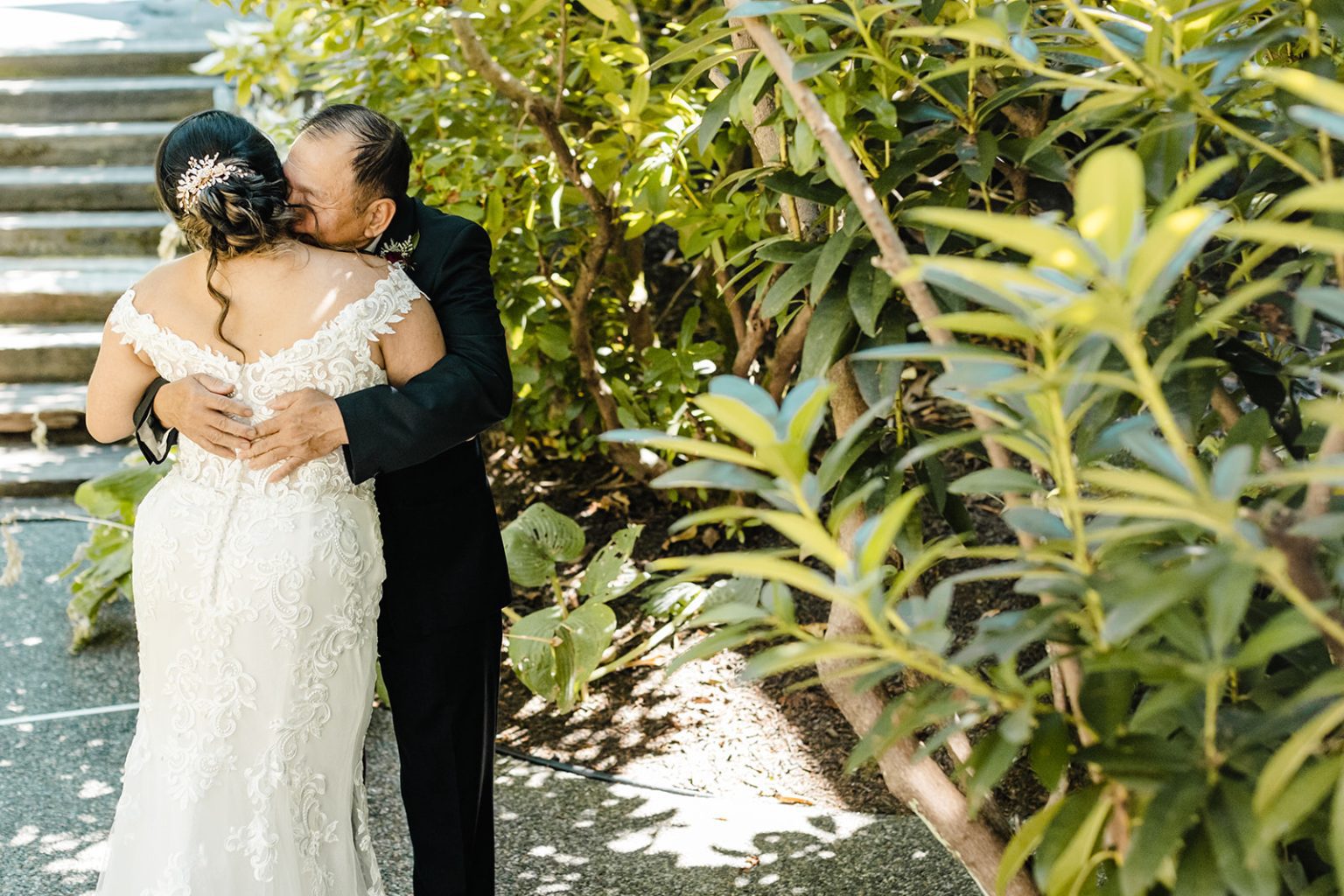 Seattle Wedding Photographer at Gray Bridge Venue