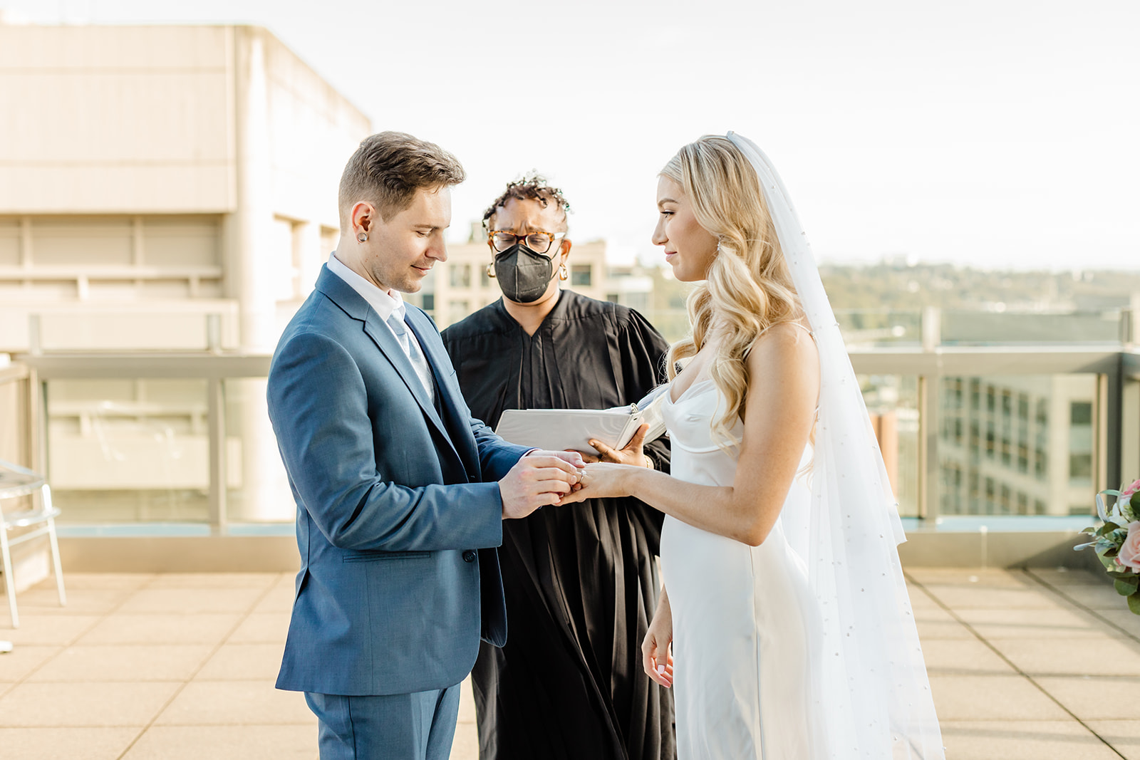 Elopement Photo Shoot at the Seattle Courthouse